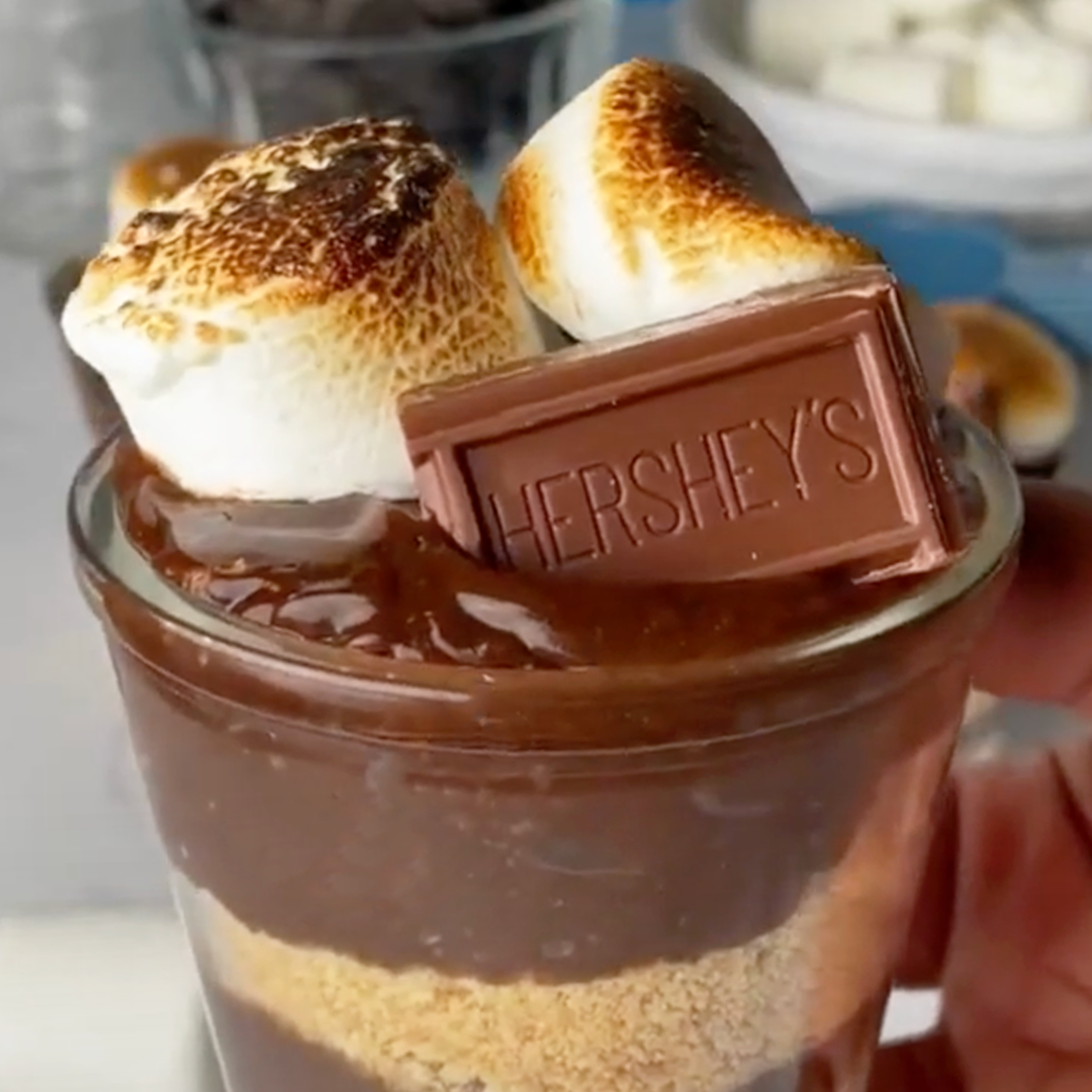 S'mores Pudding – Stuffed Puffs